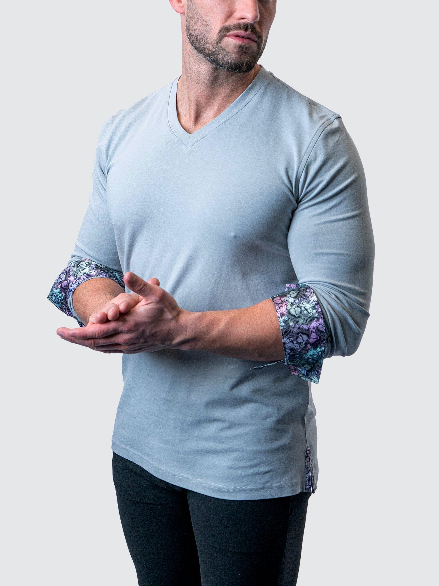 V-Neck Edison Soft Grey – Maceoo